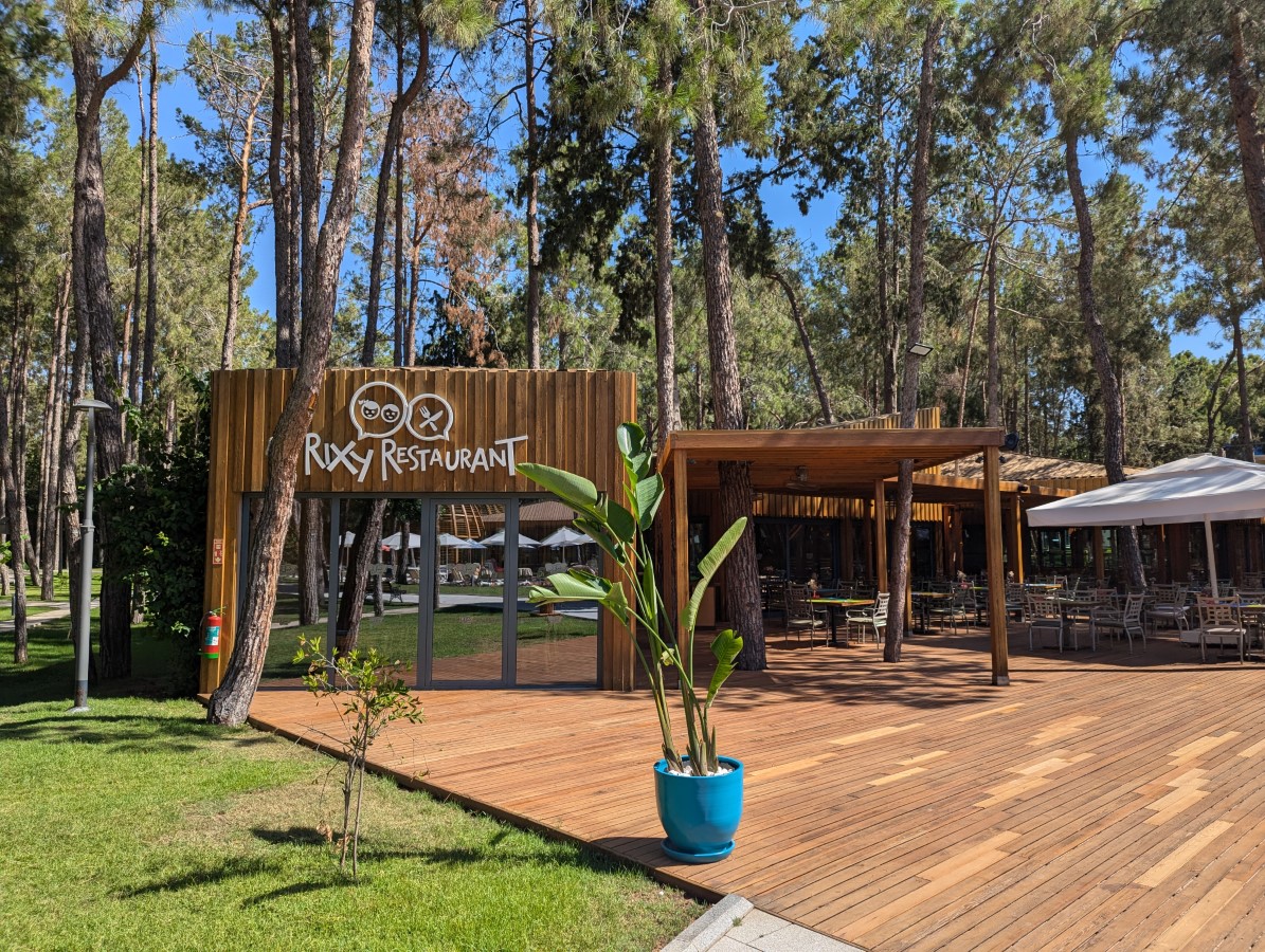 Rixos Sungate - Rixy Kids' Restaurant | AccessAble