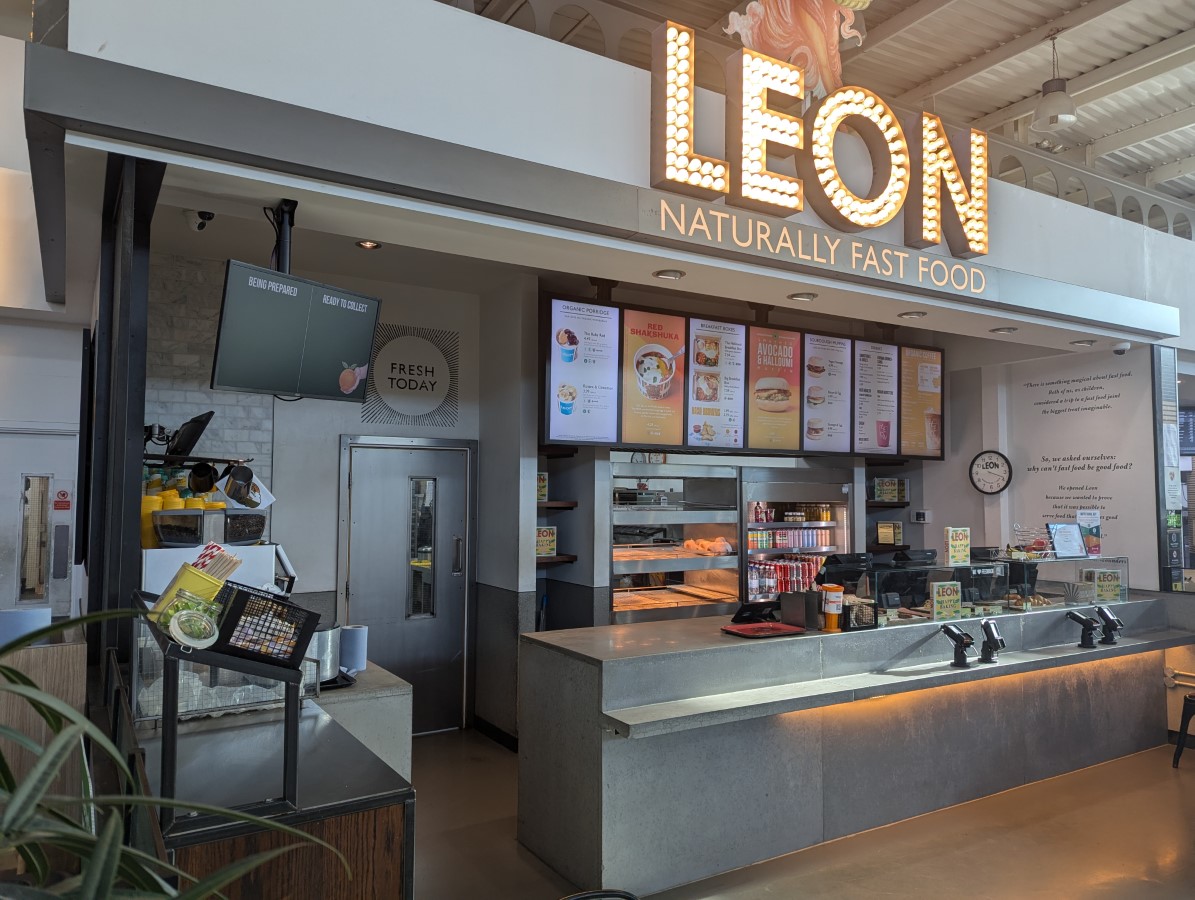 LEON - M5 - Strensham Services - Southbound - Roadchef | AccessAble