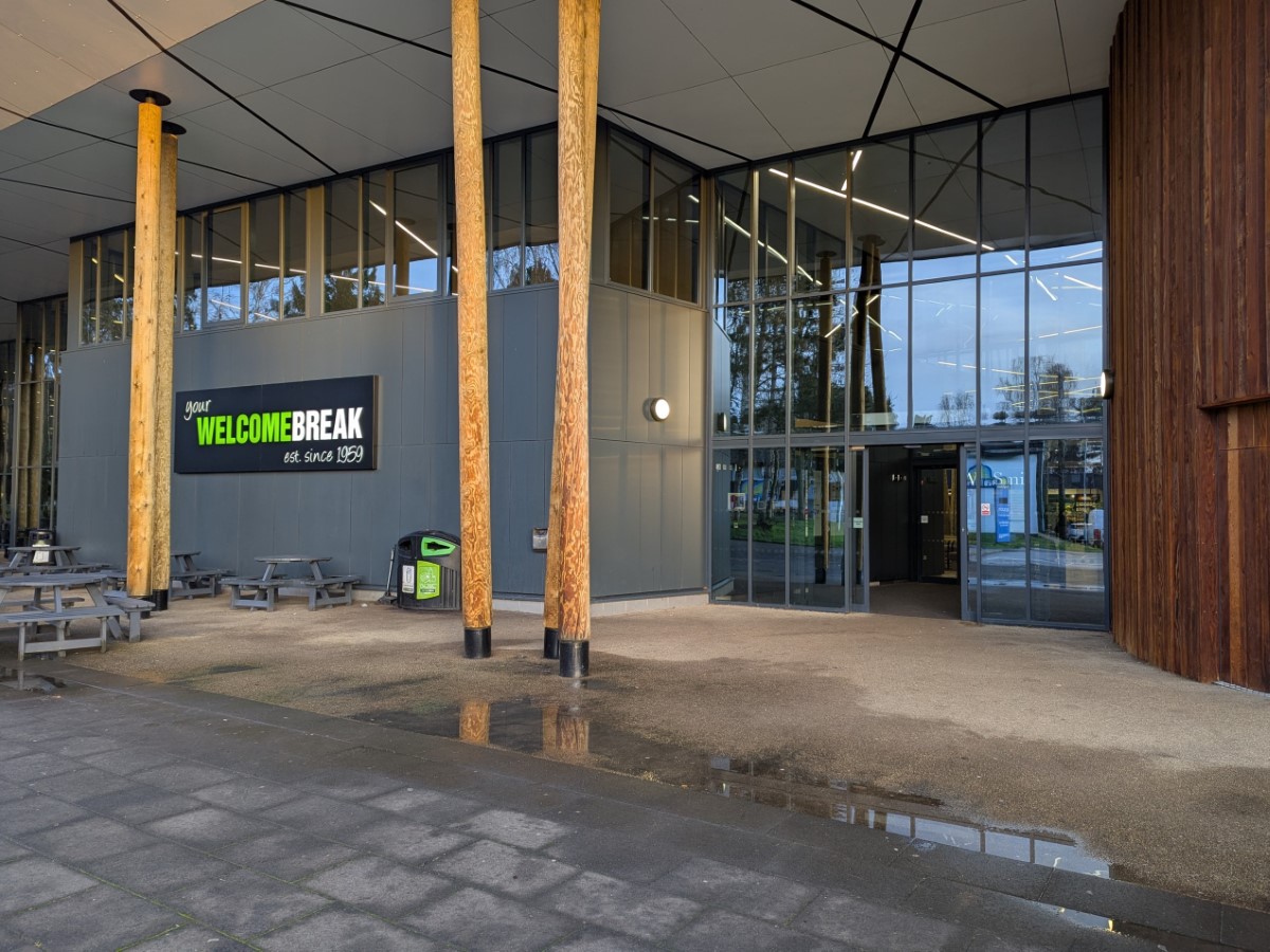 M3 - Fleet Services - Southbound - Welcome Break | AccessAble