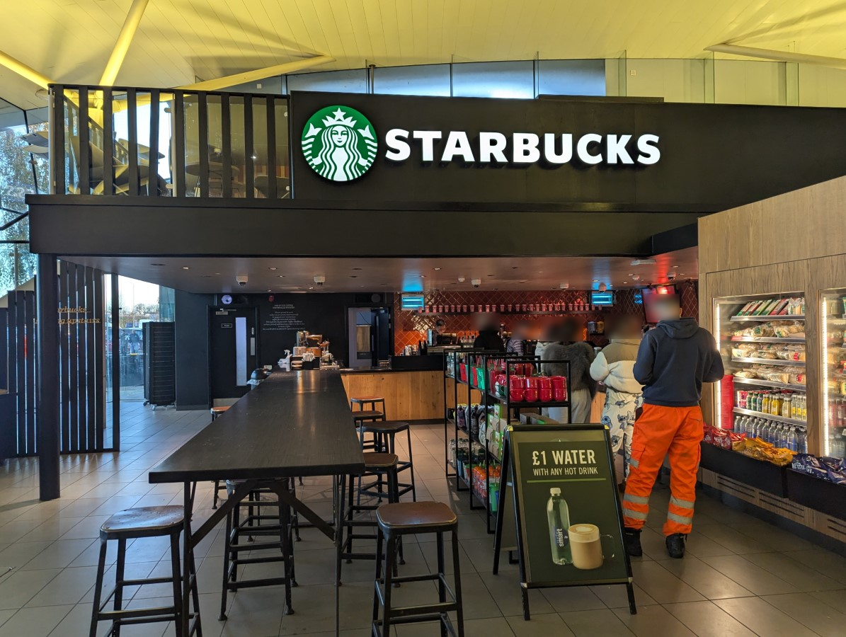 Starbucks - M25 - Cobham Services - EXTRA | AccessAble