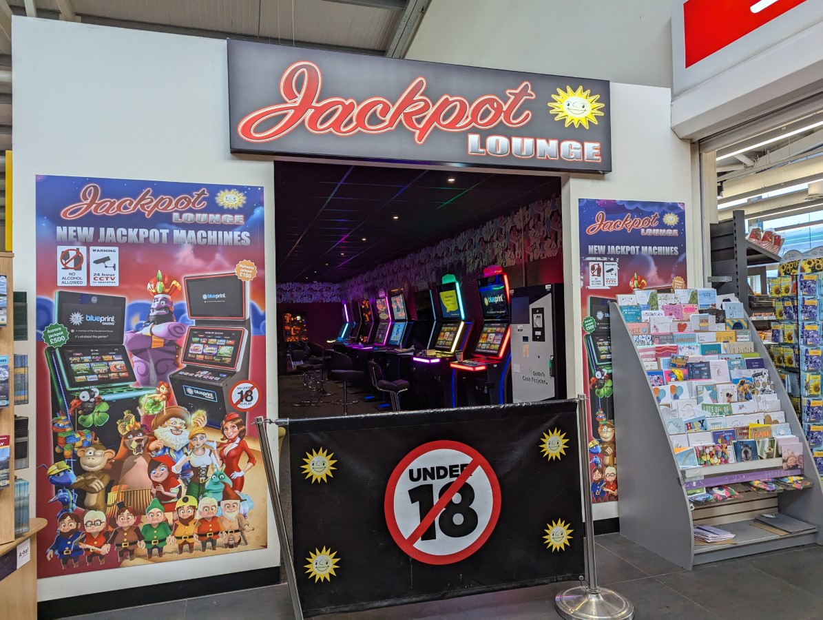 Jackpot Lounge - M61 - Rivington Services - Southbound - Euro Garages ...