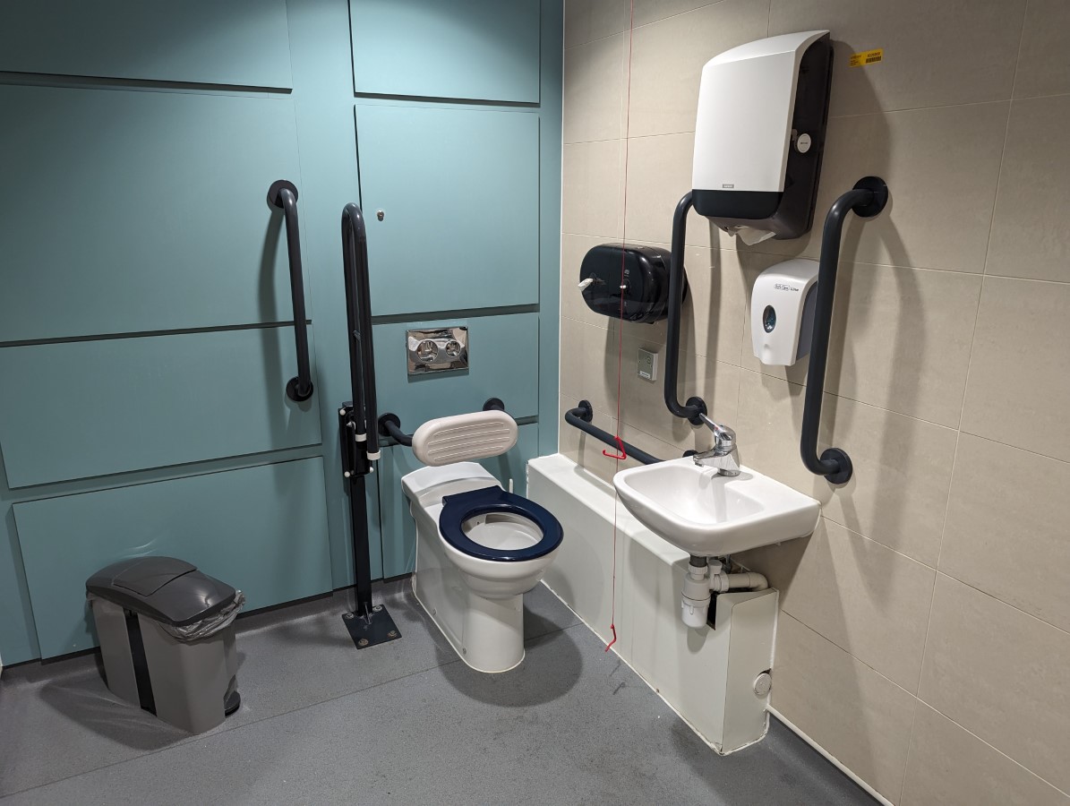 Bristol Royal Infirmary - Public Toilets | AccessAble