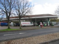 BP Petrol Station - M4 - Chieveley Services - Moto | AccessAble