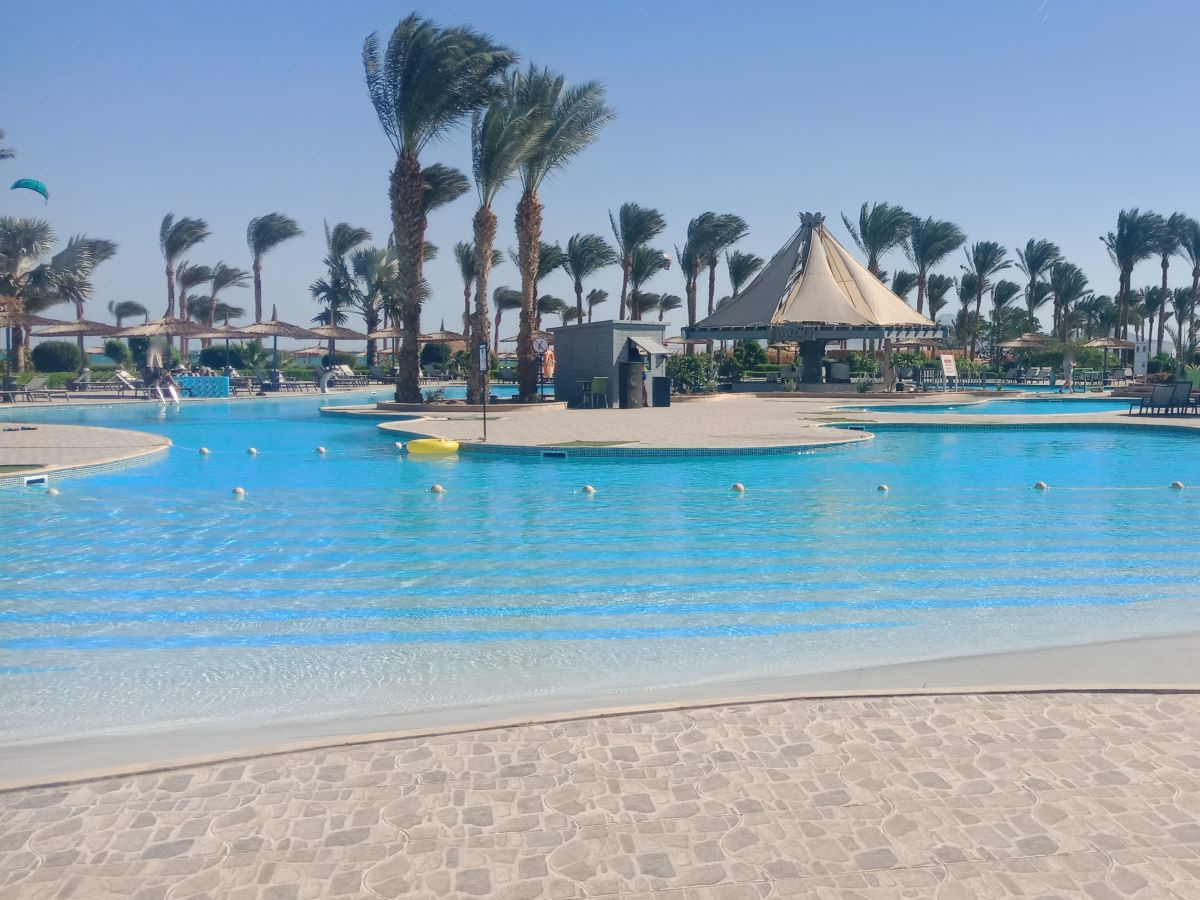 Coral Sea Water World - Swimming Pools | AccessAble