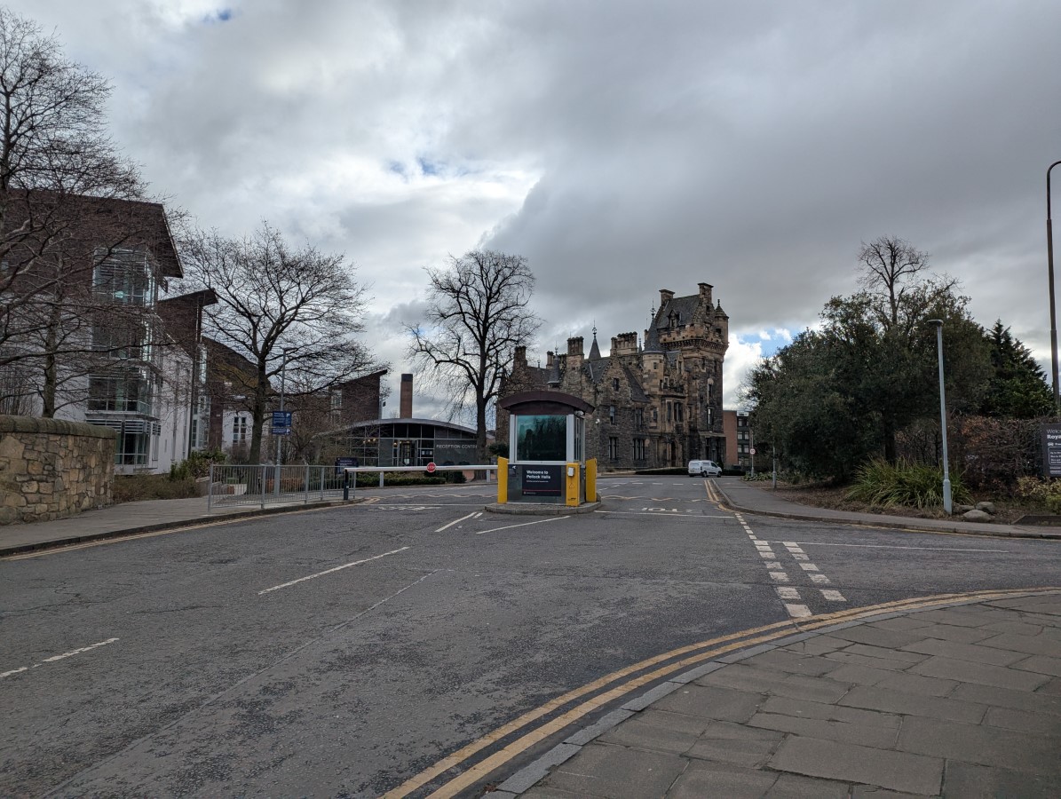 Pollock Halls to Peffermill Playing Fields (Sports and Exercise ...