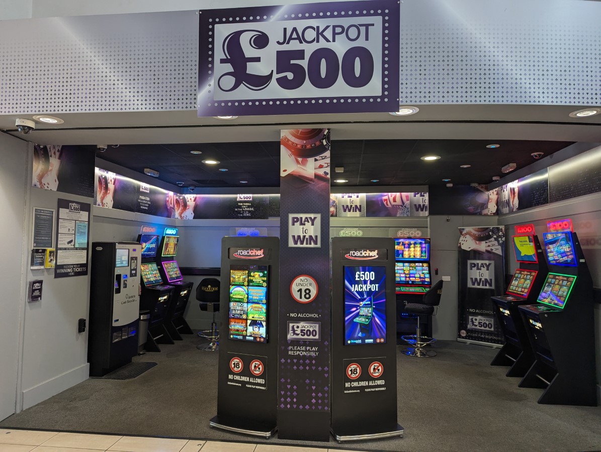 Jackpot £500 - M5 - Strensham Services - Southbound - Roadchef | AccessAble