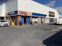 Tesco Wakefield Express | AccessAble
