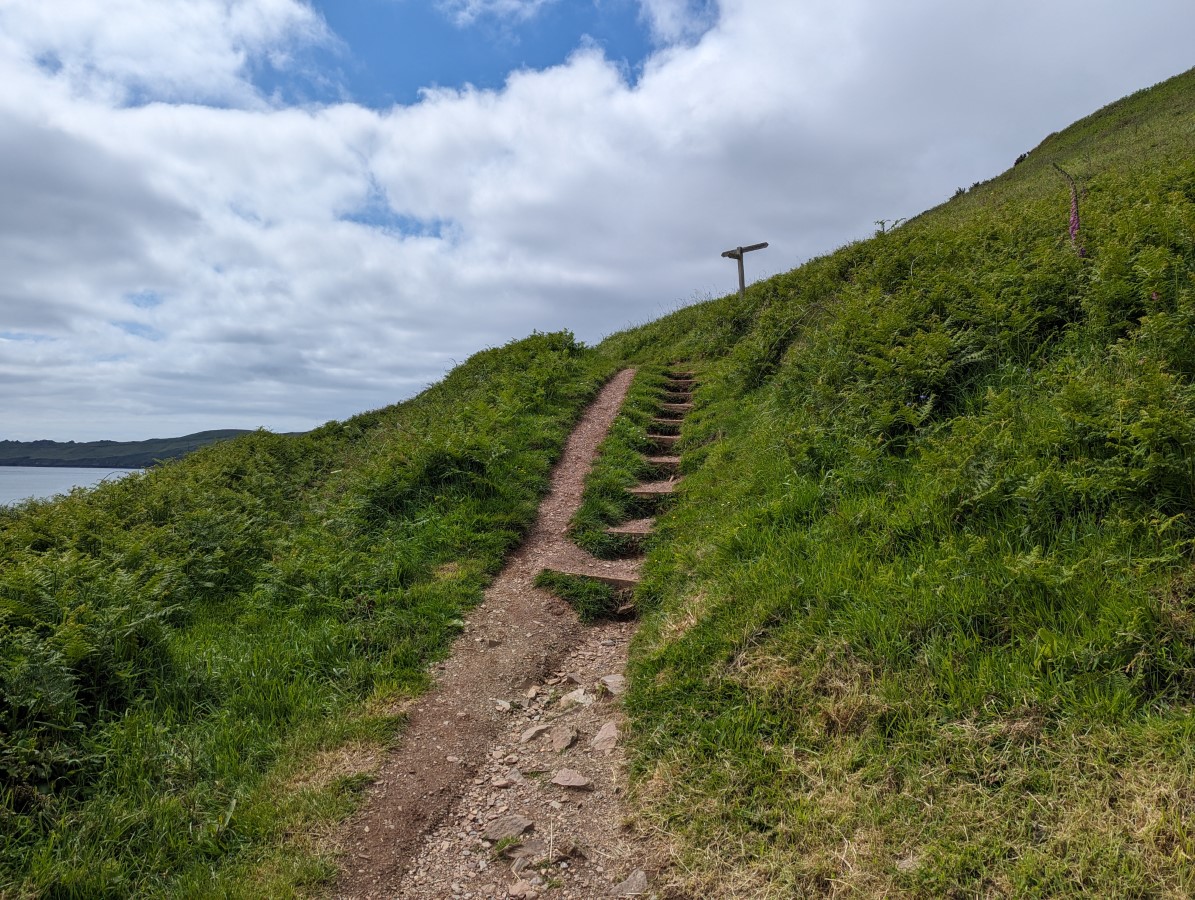 Beesands to Hallsands - Coastal Walk - National Trust | AccessAble