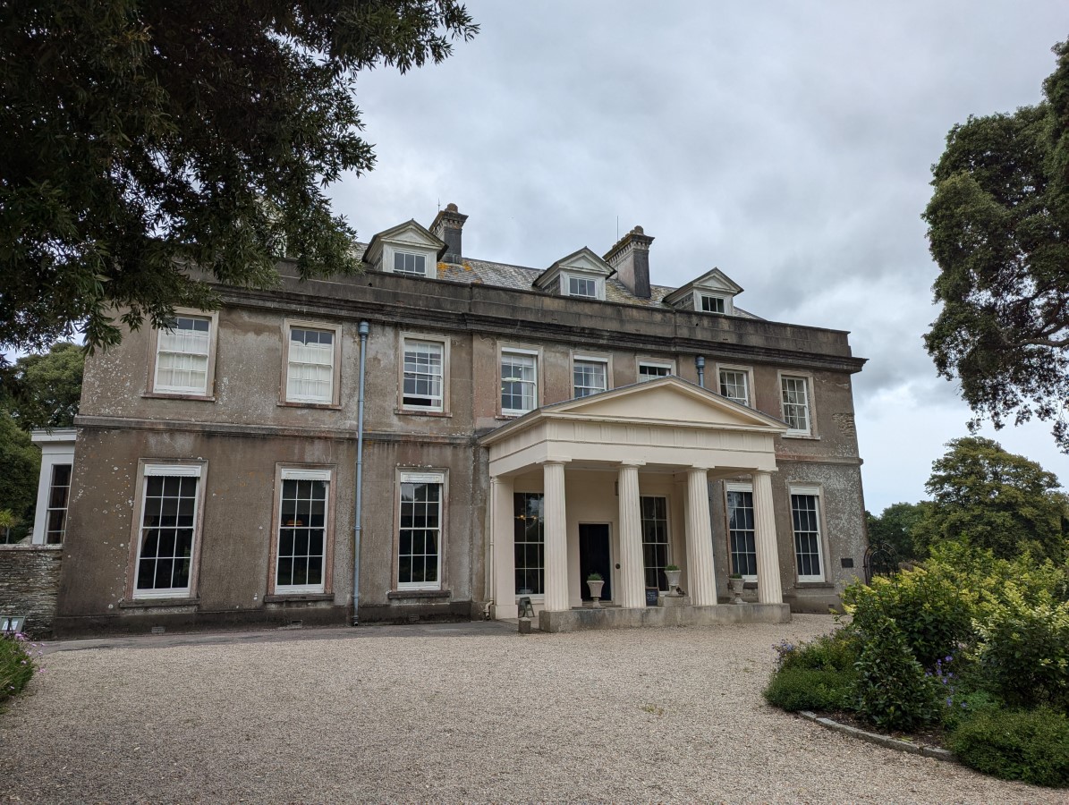 Trelissick - House | AccessAble