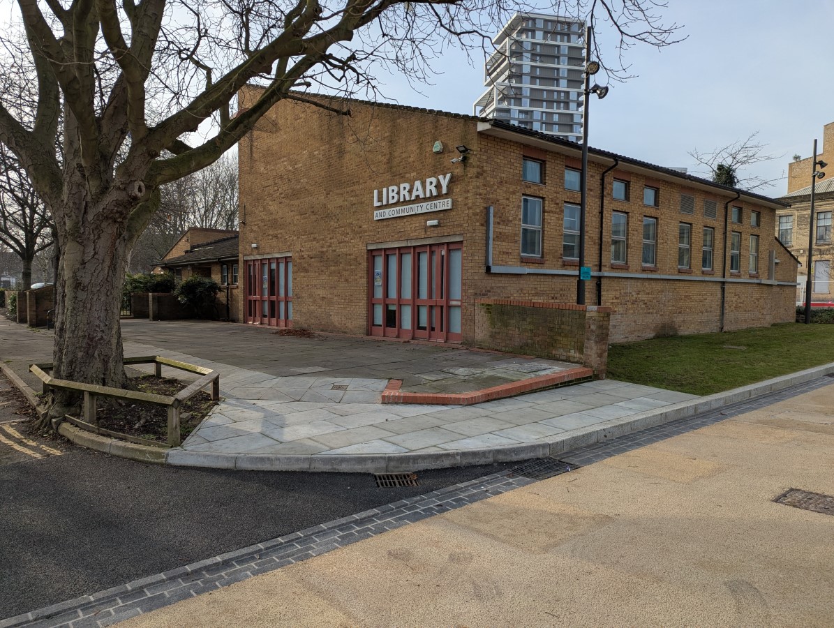 York Gardens Library and Community Centre | AccessAble