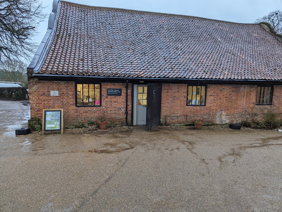 Blickling Estate - Parking and Arrival | AccessAble
