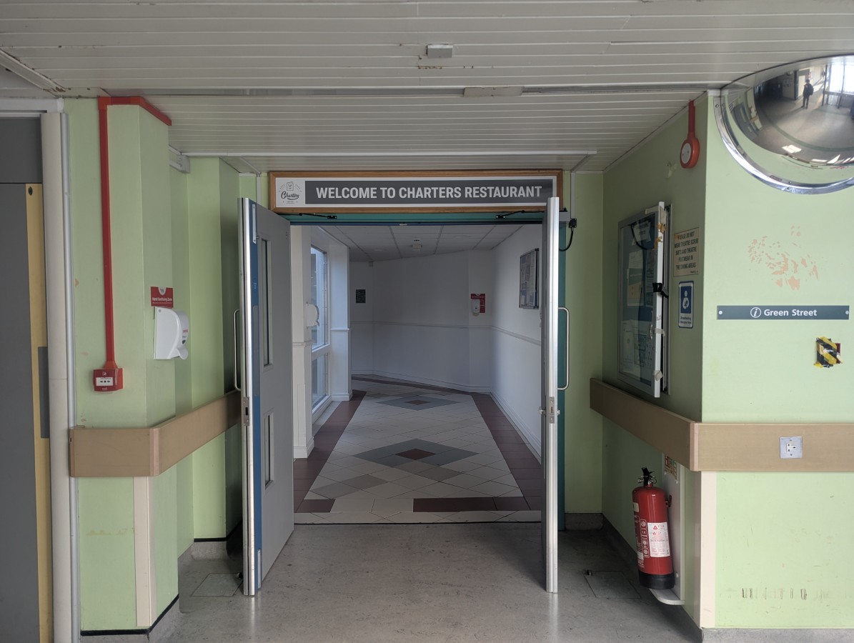 Charters Restaurant | AccessAble