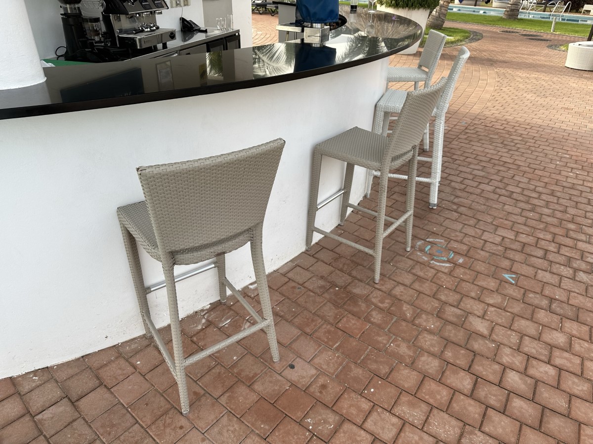 TUI BLUE Cabo Verde - Cove Pool Bar | AccessAble