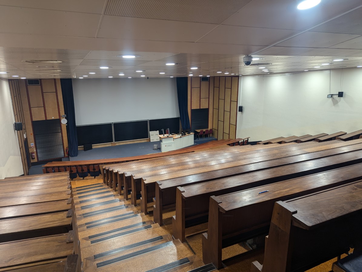 BNG-01 Dr Constance Tipper Lecture Theatre | AccessAble