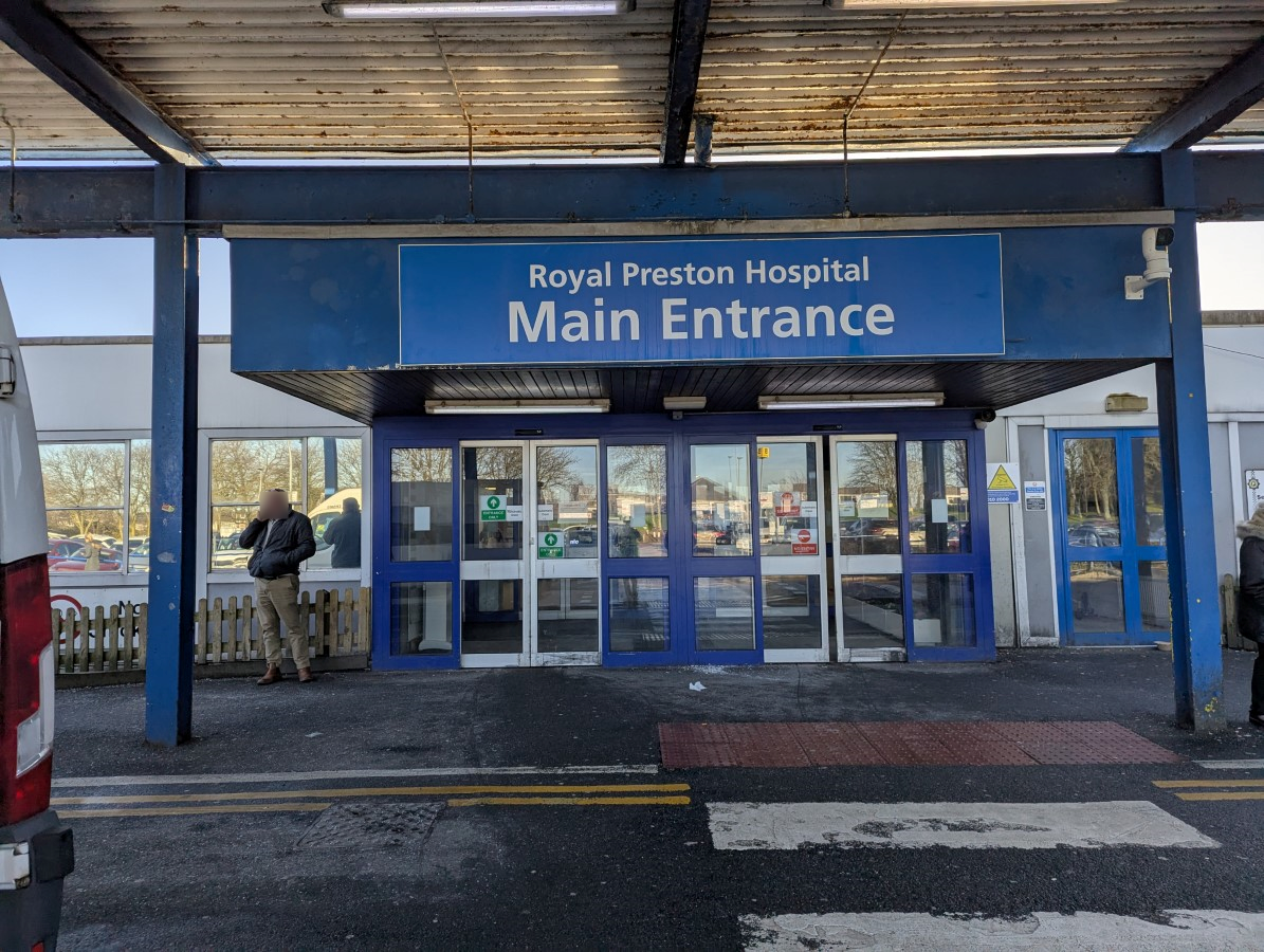 Entrances at Royal Preston Hospital | AccessAble