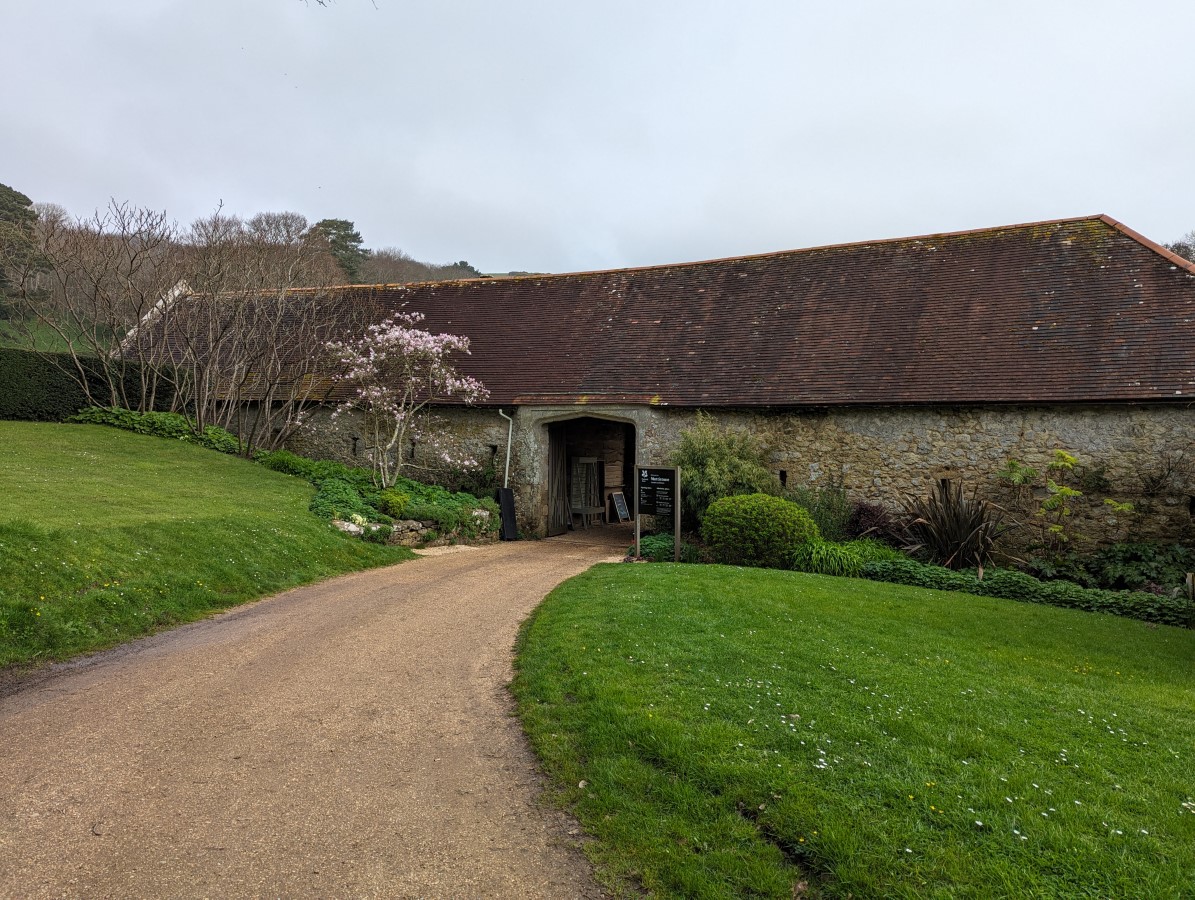 Mottistone Gardens and Estate - Parking and Arrival | AccessAble