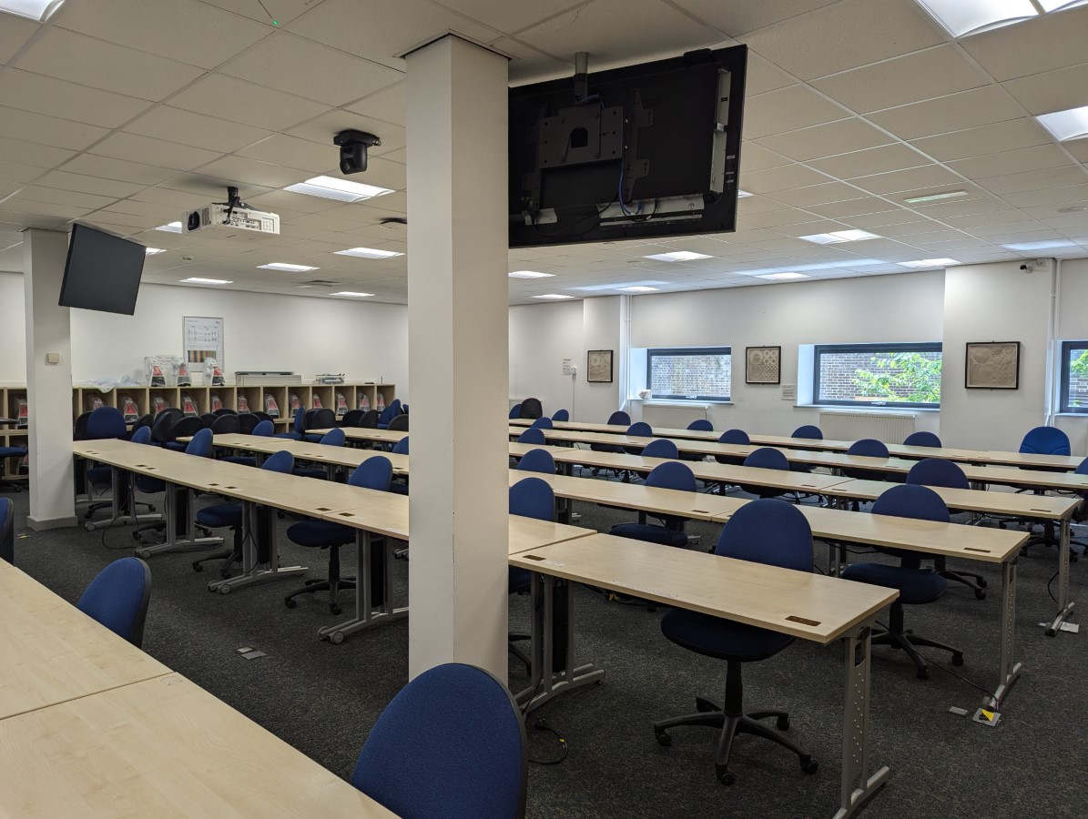 ES231 - Teaching Room | AccessAble