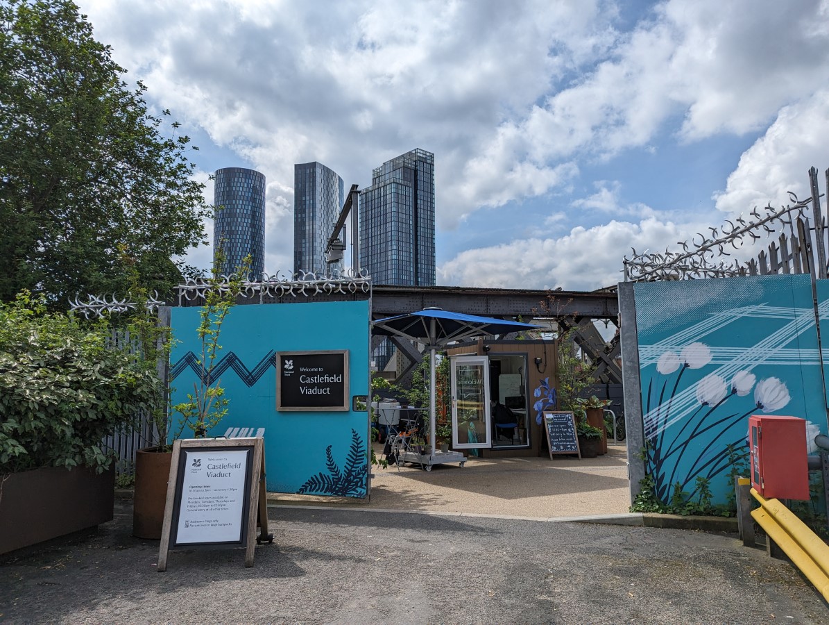 Castlefield Viaduct - Sky Garden - National Trust | AccessAble