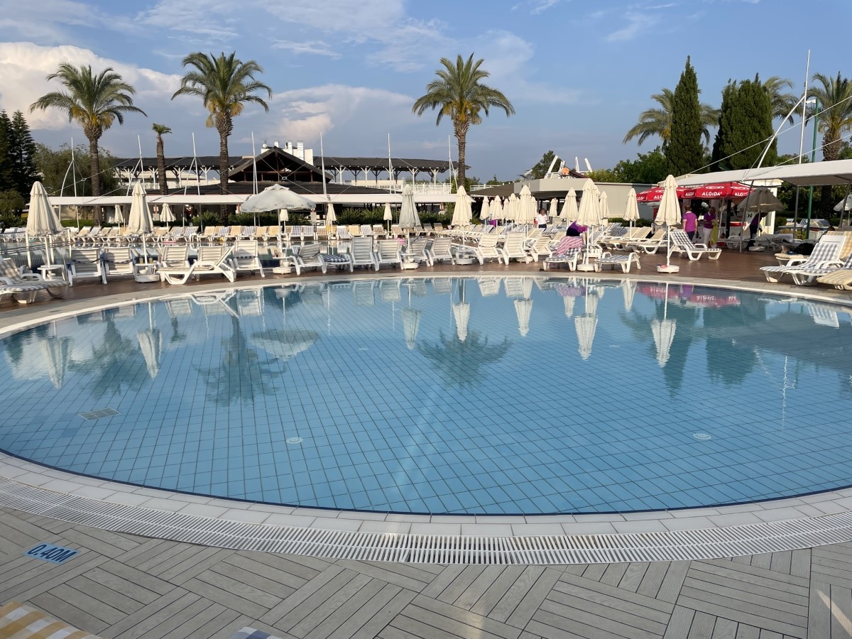 Holiday Village AQI Turkey - Kids' Pool 1 | AccessAble