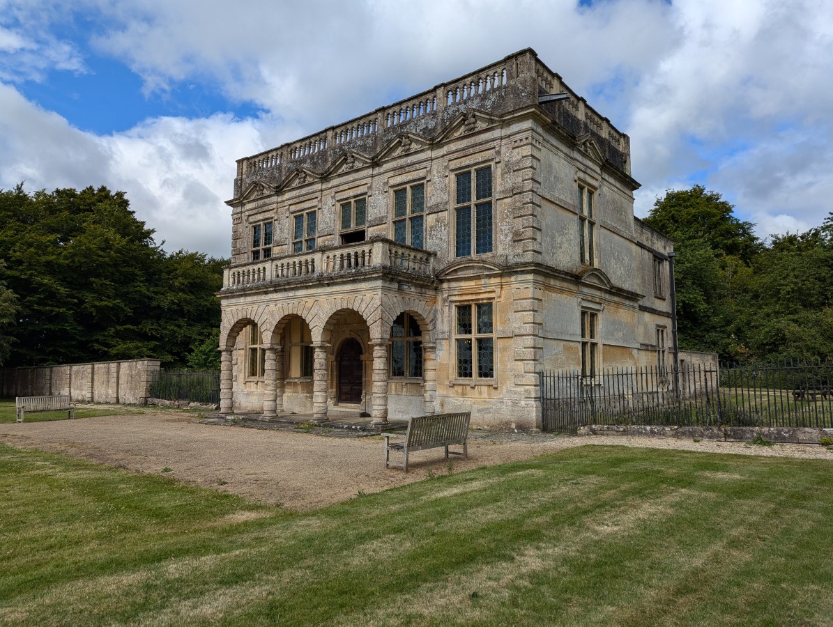 Lodge Park and Sherborne Park Estate - Lodge Park | AccessAble