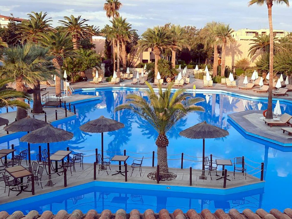 Aquila Rithymna Beach - Swimming Pools | AccessAble