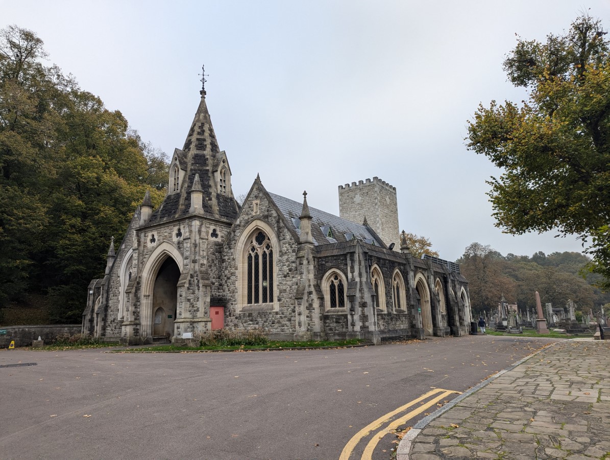 Putney Vale Cemetery and Crematorium | AccessAble