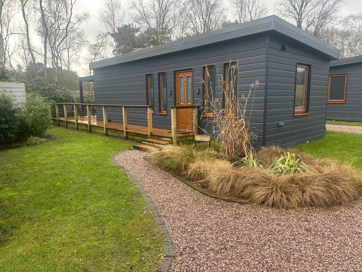 Blakemere Holiday Park - Hideaway Number 5 | AccessAble