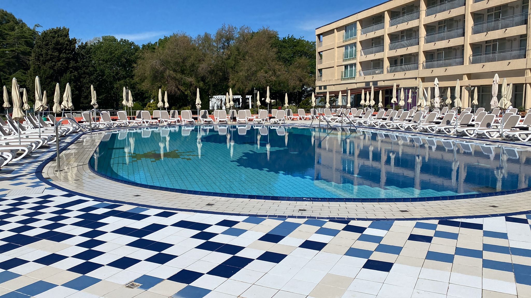 TUI BLUE Medulin - Swimming Pools | AccessAble