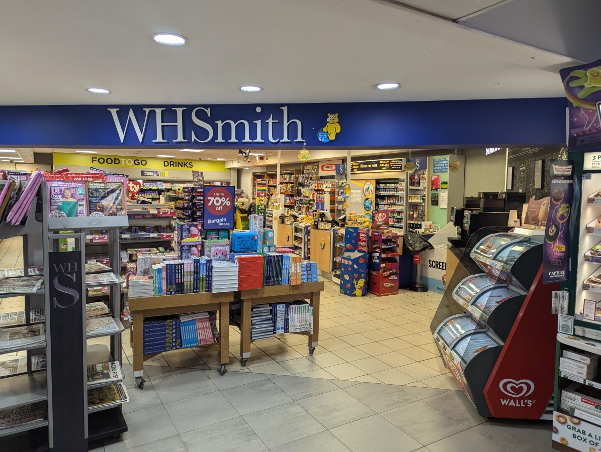 WHSmith - M5 - Michaelwood Services - Southbound - Welcome Break ...