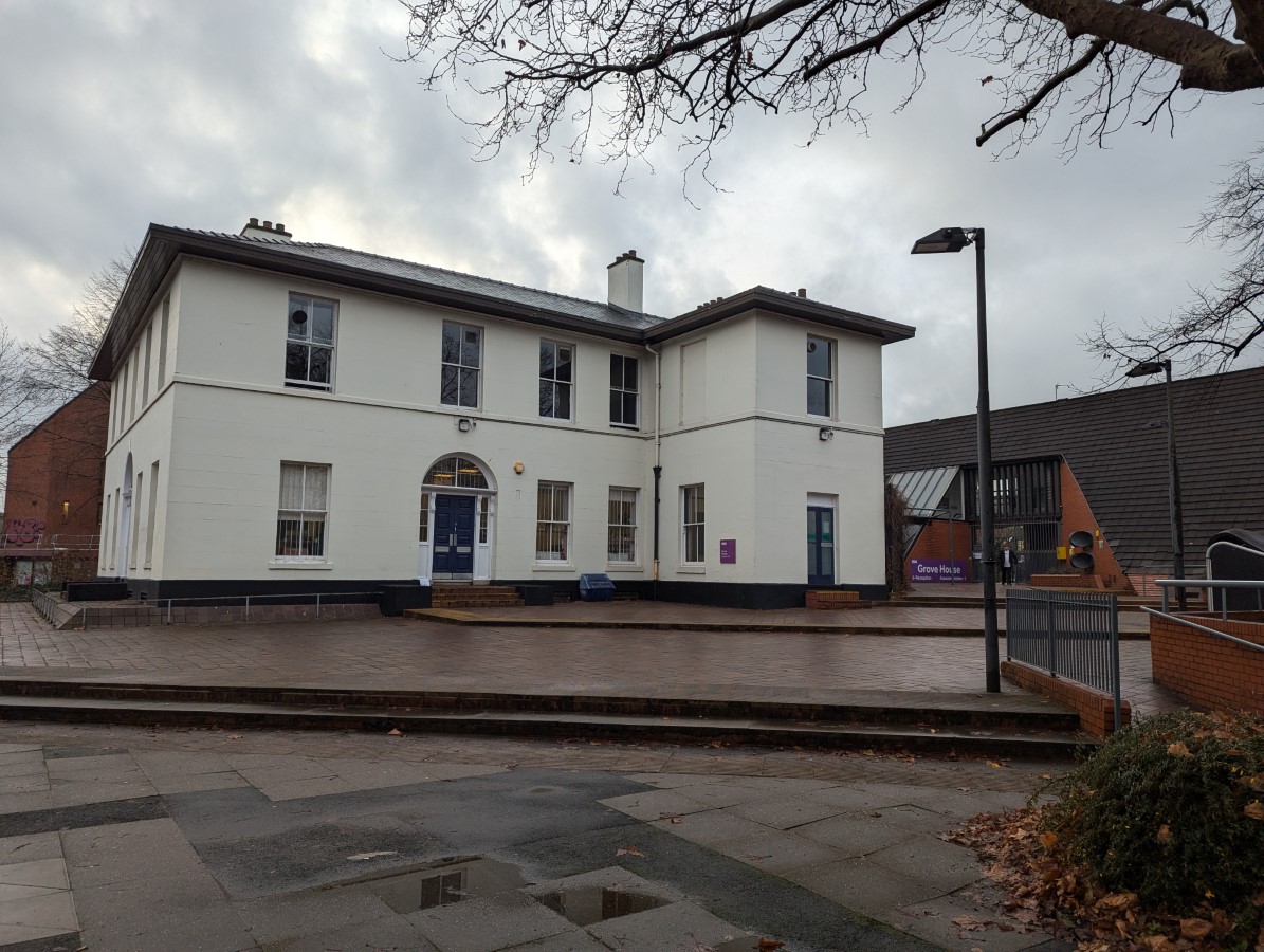 Whitworth Park - Grove House | AccessAble