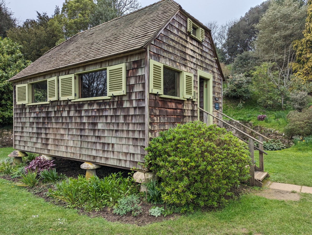 Mottistone Gardens and Estate - Shack | AccessAble